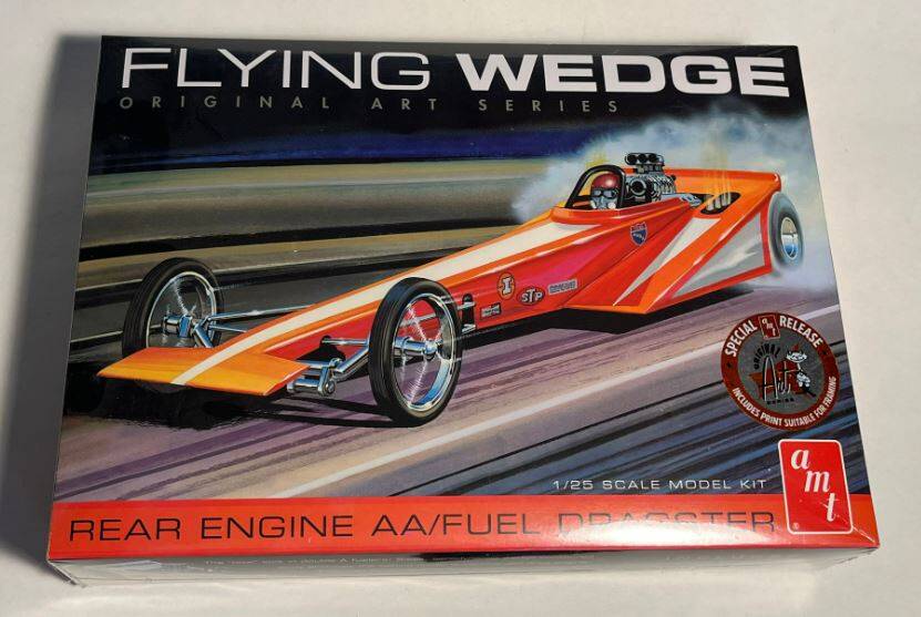 Flying Wedge Rear Engine AA/Fuel Dragster - AMT 1:25 plastic kit ...