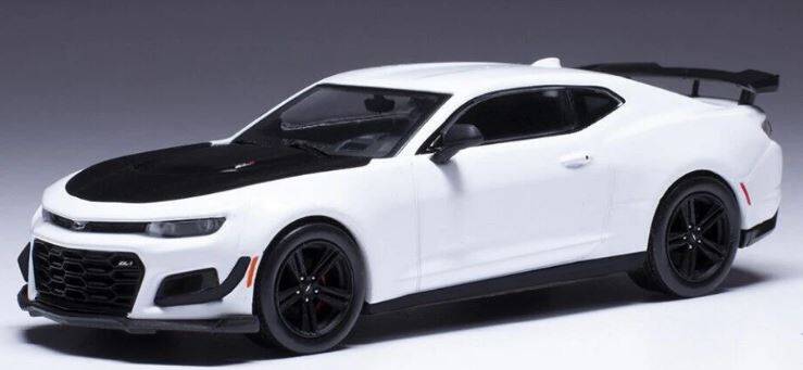 2019 camaro diecast store